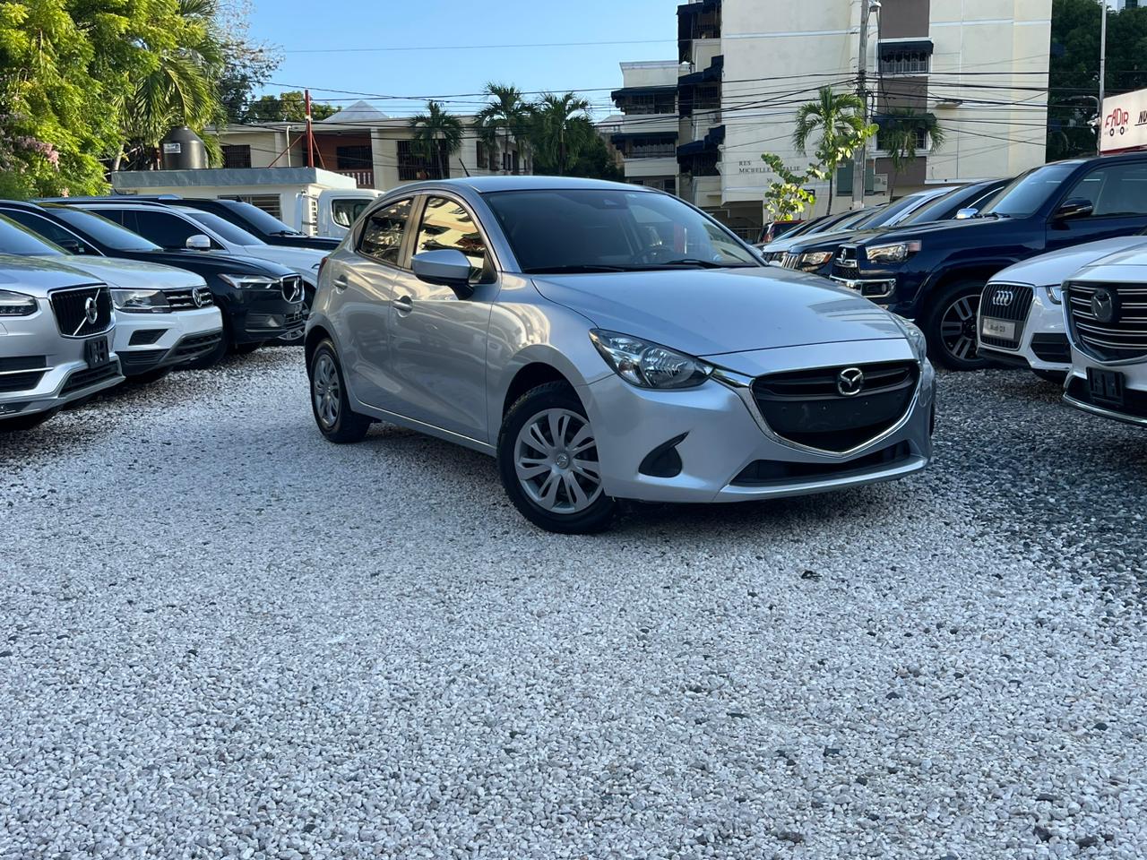 Mazda Demio Básico 2018 en Santo Domingo