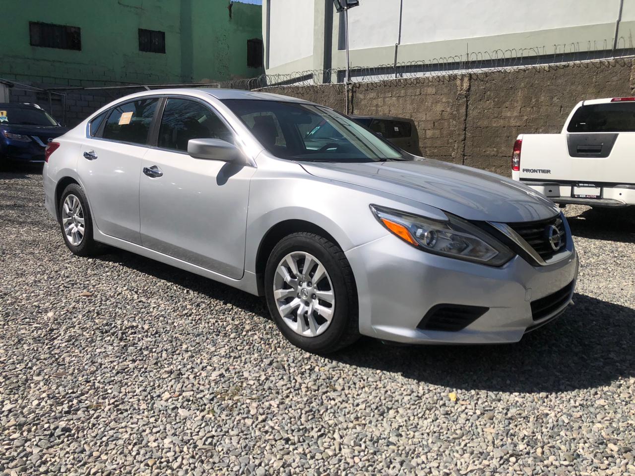 Nissan Altima SV 2018 en Santo Domingo Norte