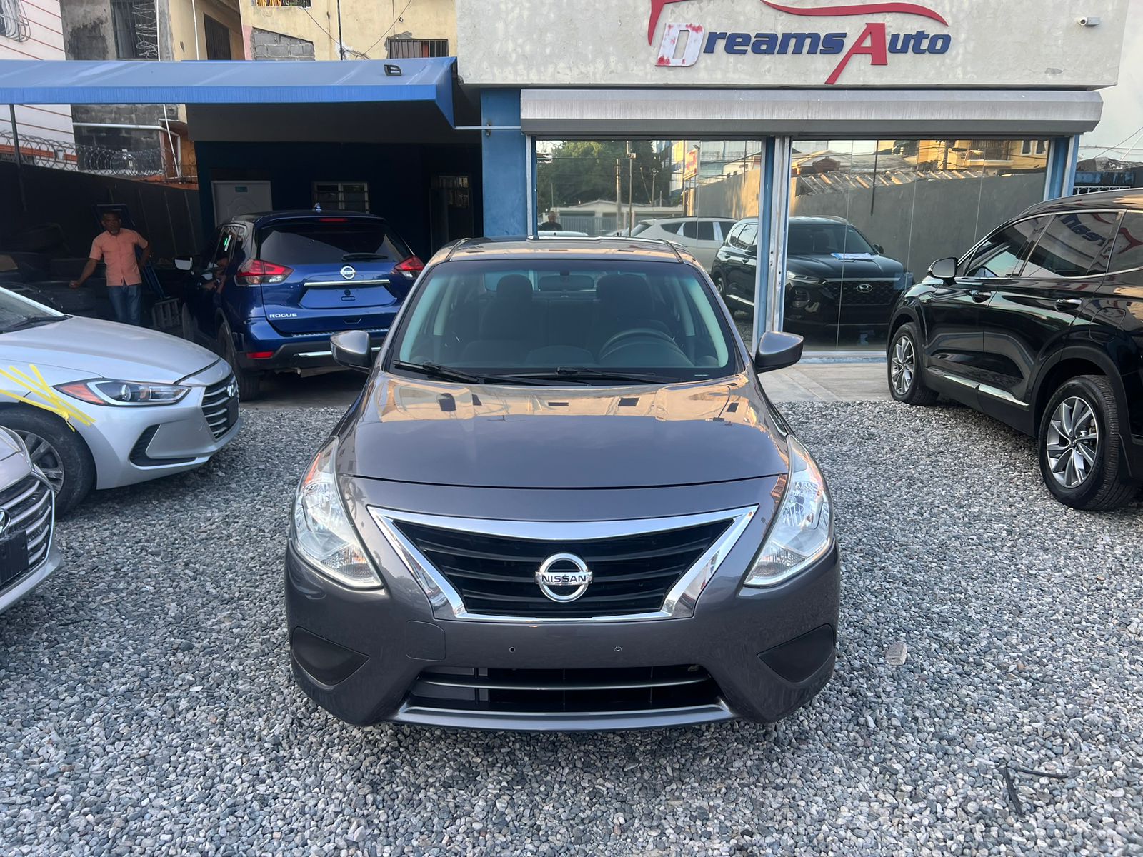 Nissan Versa SV 2018 en Santo Domingo Este