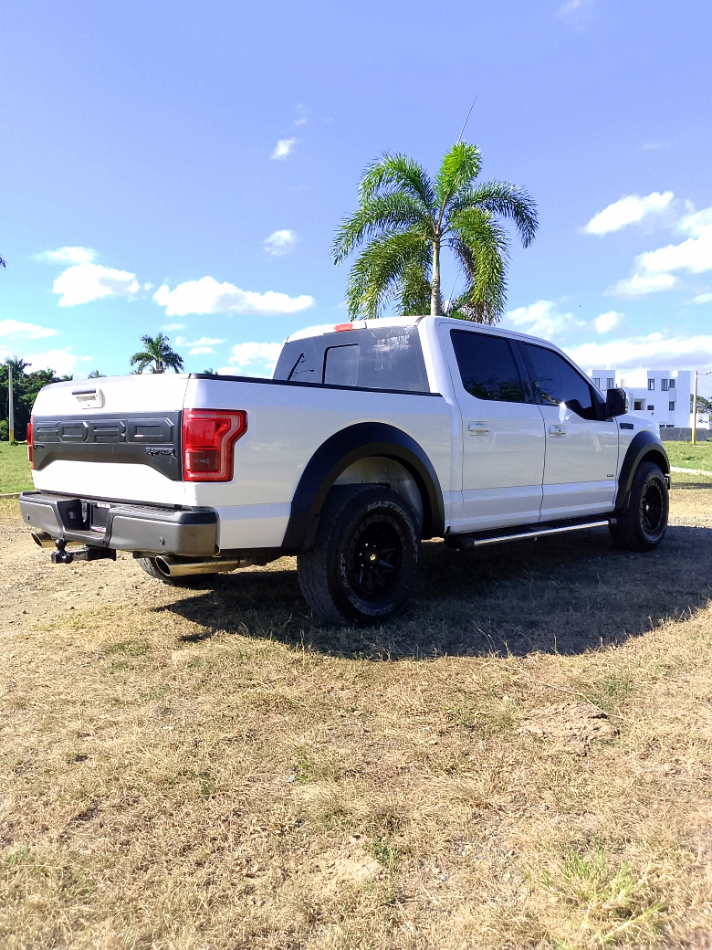 Ford F150 Lariat 2017 en San Francisco de Macoris