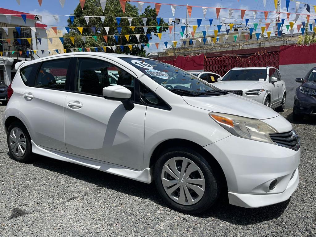 Nissan Versa Note Basico 2016 en Santo Domingo Este