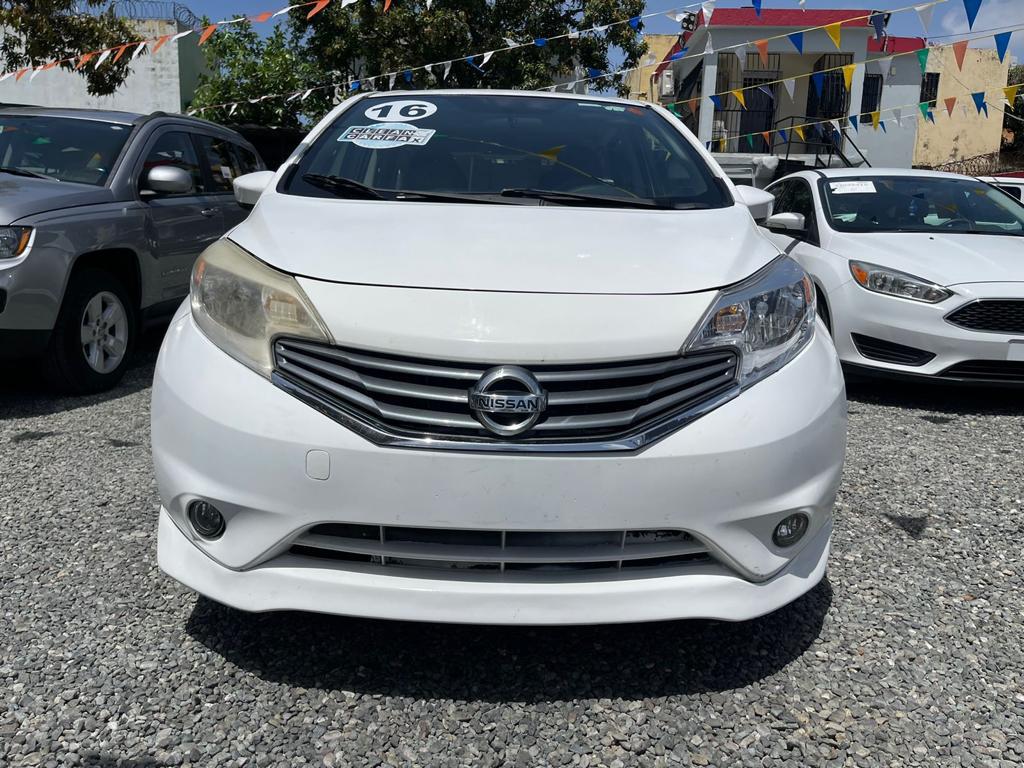 Nissan Versa Note Basico 2016 en Santo Domingo Este