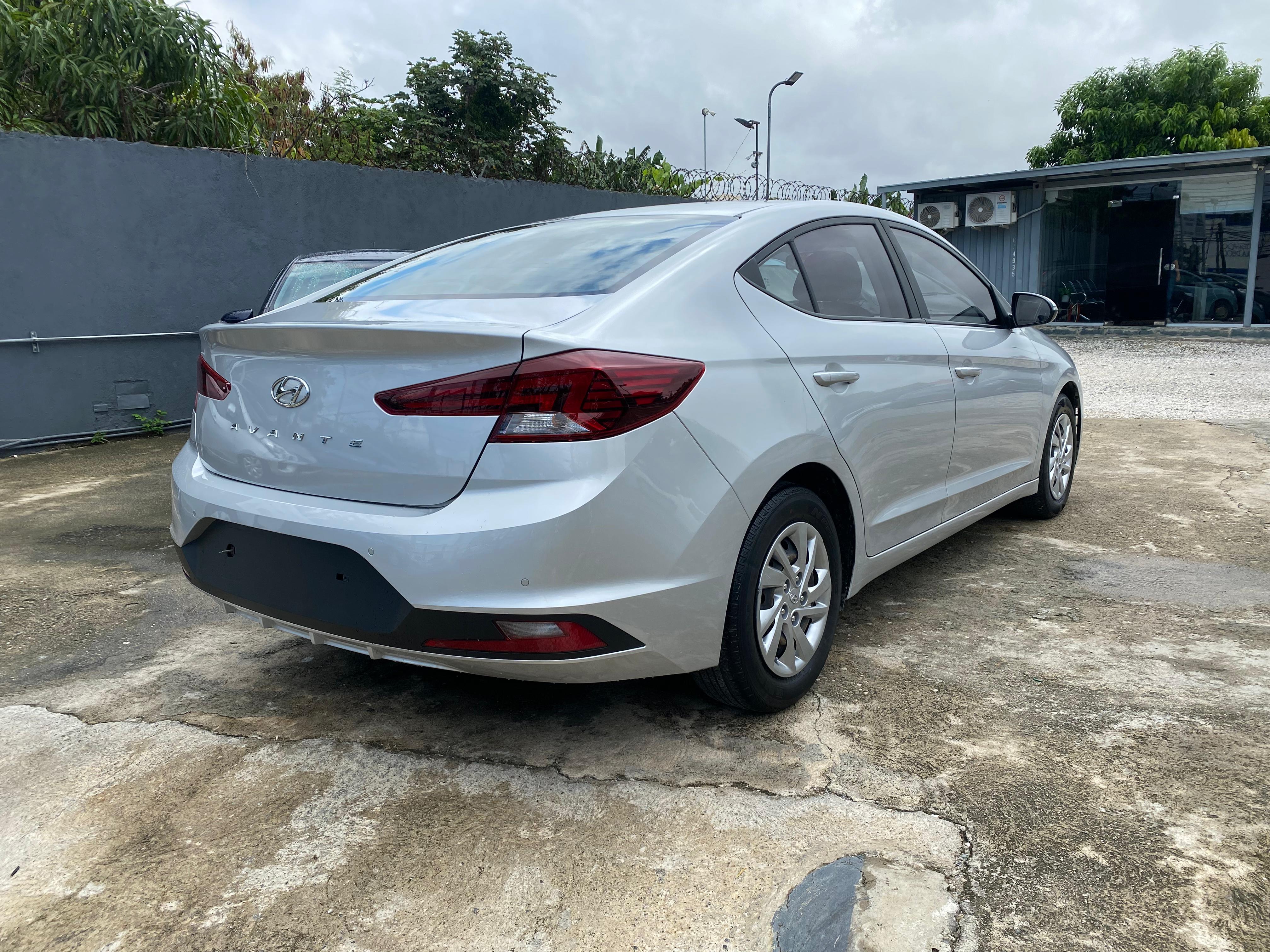 Hyundai Avante LPI 2019 en Santo Domingo Oeste